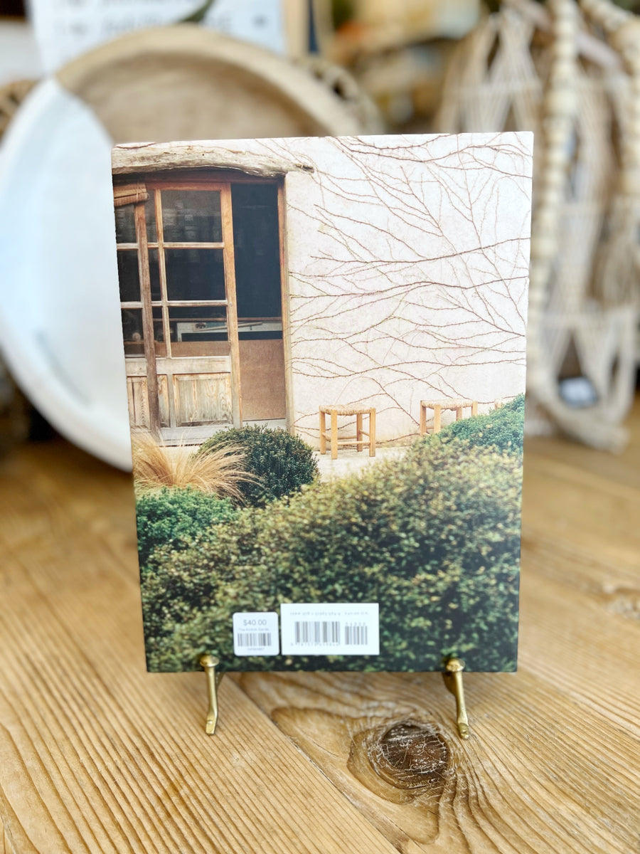 The Kinfolk Garden Book – Modern Cottage Tulsa, OK